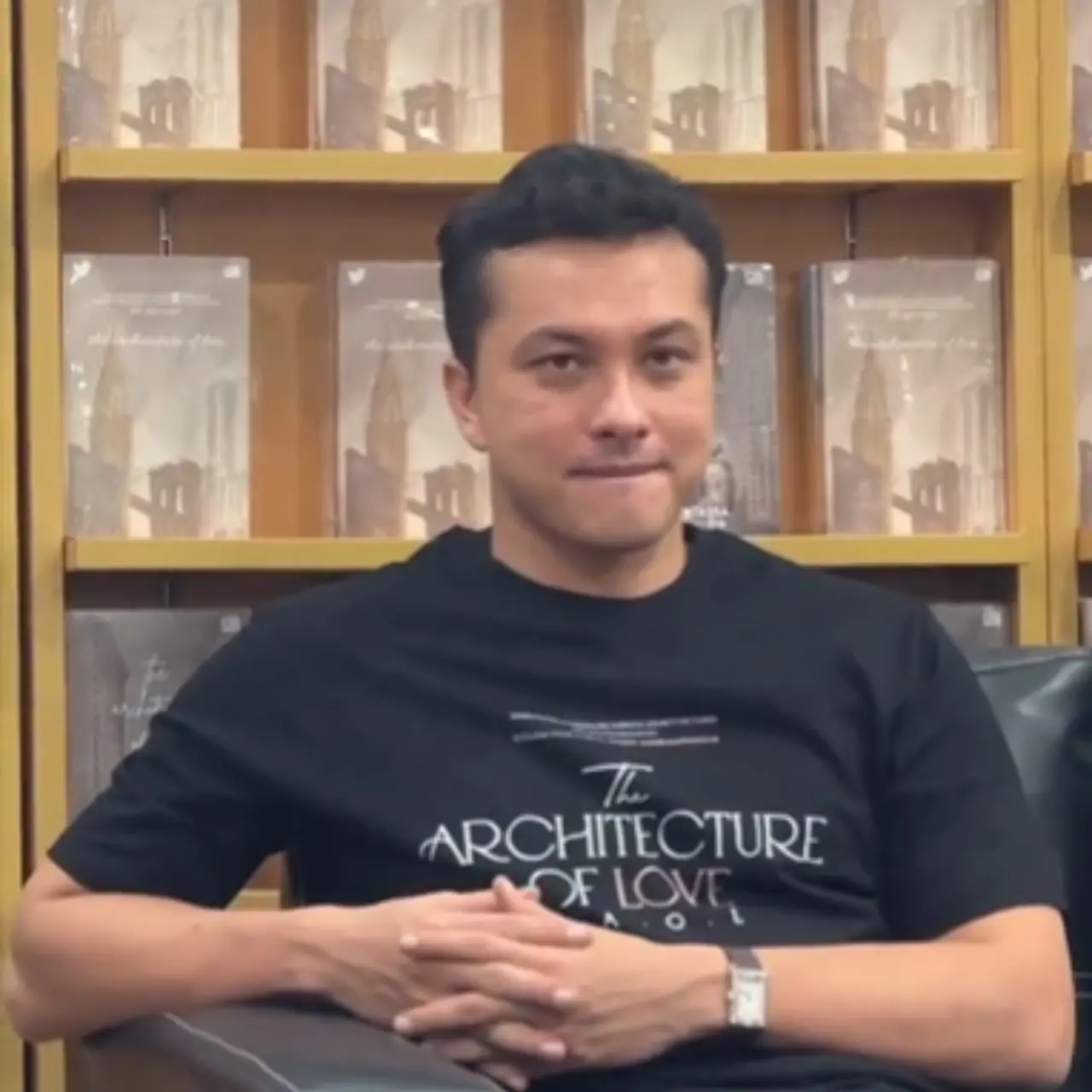 Masih Jomblo di Usia 40 Tahun, Nicholas Saputra Dicecar Raditya Dika ...