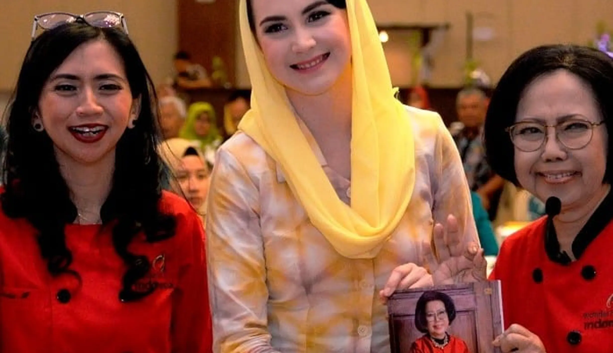 6 OOTD Pakai Warna Pastel dari Istri Pejabat, Ada Kahiyang Ayu dengan Baju Adat-Selvi Ananda ...