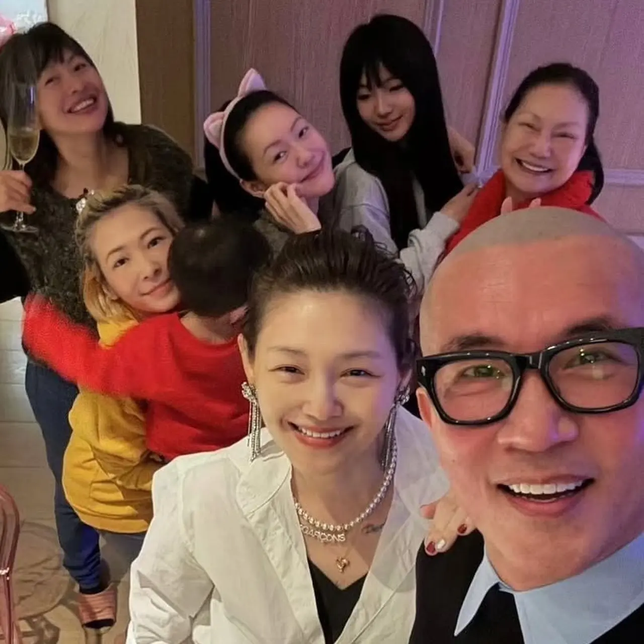 Mantan Ibu Mertua Selidiki Kematian Barbie Hsu, Terbang Langsung ke Jepang - Lifestyle Liputan6.com