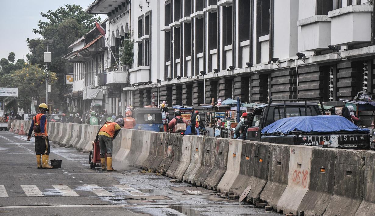 FOTO: Progres Revitalisasi Pedestrian Kota Tua - Foto Liputan6.com
