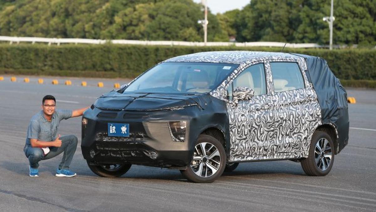 Top3: Small MPV Mitsubishi dan Momen Bus Terbelah Dua - Otomotif ...