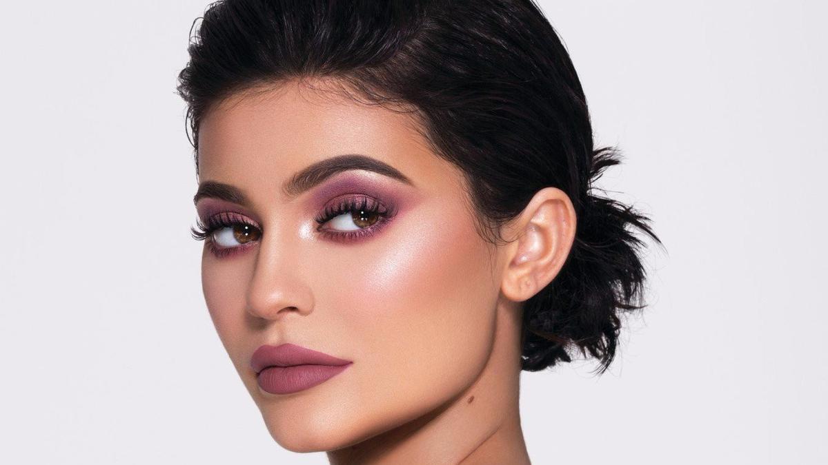 Tak Perlu Filler, Ini Cara Ampuh Dapatkan Bibir Sensual - Beauty Fimela.com