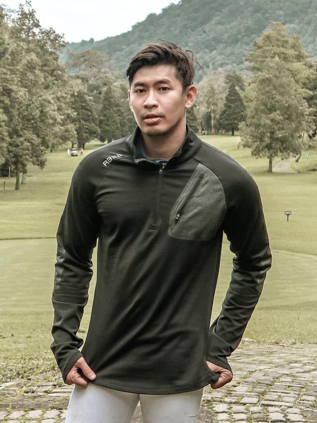 6 Potret Rommi Halley Kekasih Rohimah Alli, Seorang Instruktur Yoga