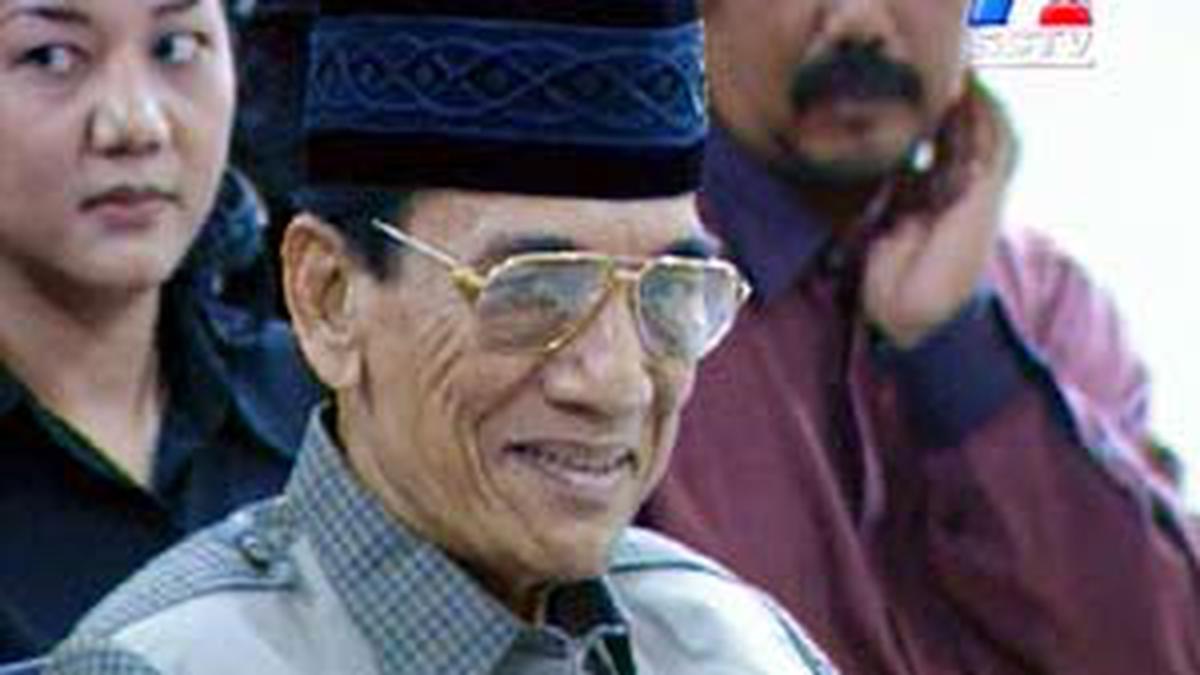 Edy Sud Ikhlas Bercerai - ShowBiz Liputan6.com