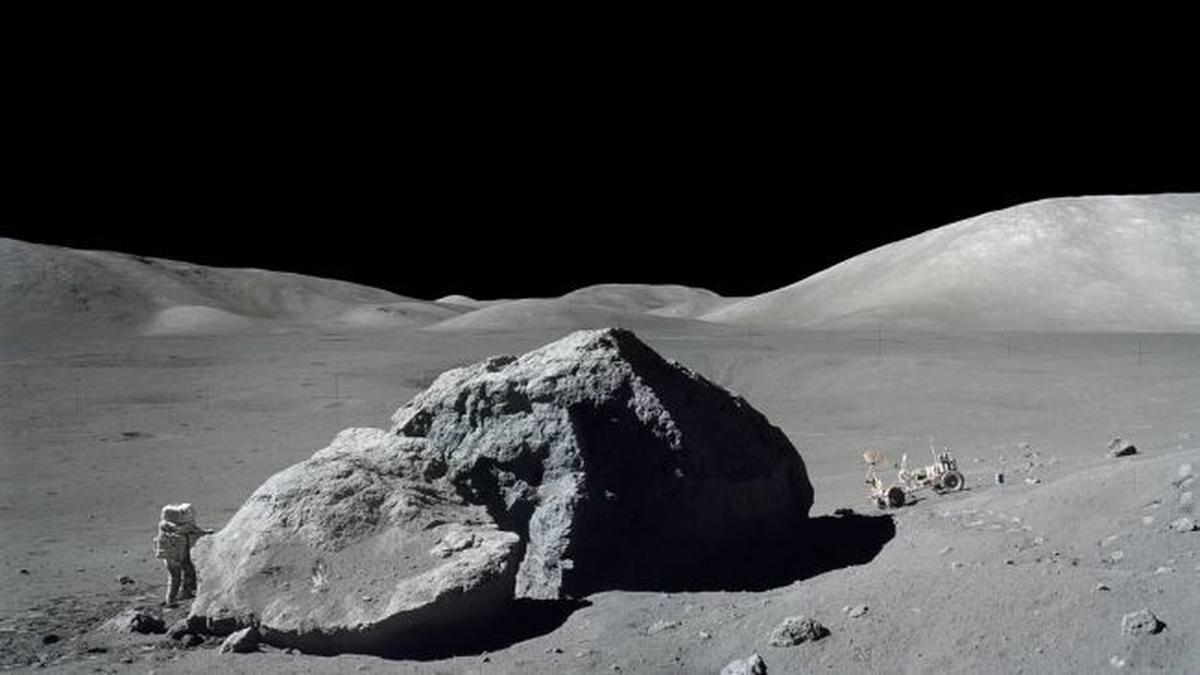 NASA Mulai Misi Pencairan Air di Bulan