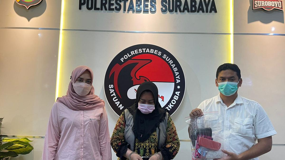 Emak-Emak Penjual Nasi di Surabaya Dibekuk Polisi Karena Edarkan Sabu, Sembunyikan di Paha dan ...