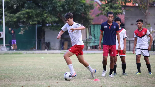 2 Tahun Lalu Coba Pikat Hati Shin Tae-yong, Nyoman Paul Aro Ikut Audisi ...