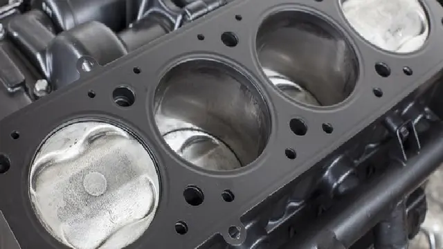 Cylinder Head Mobil Anda Rusak? Begini Cara Mengeceknya - Otomotif ...