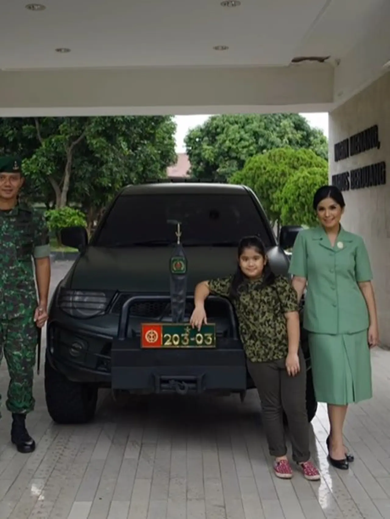 Potret Annisa Pohan Nostalgia Kala Jadi Istri TNI - Entertainment ...