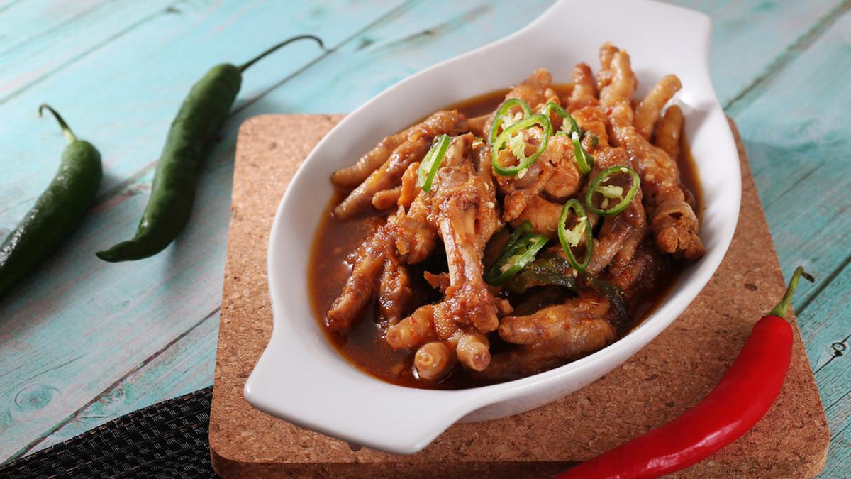 4 Tips Menggoreng Ceker agar Tidak Meledak - Food Fimela.com