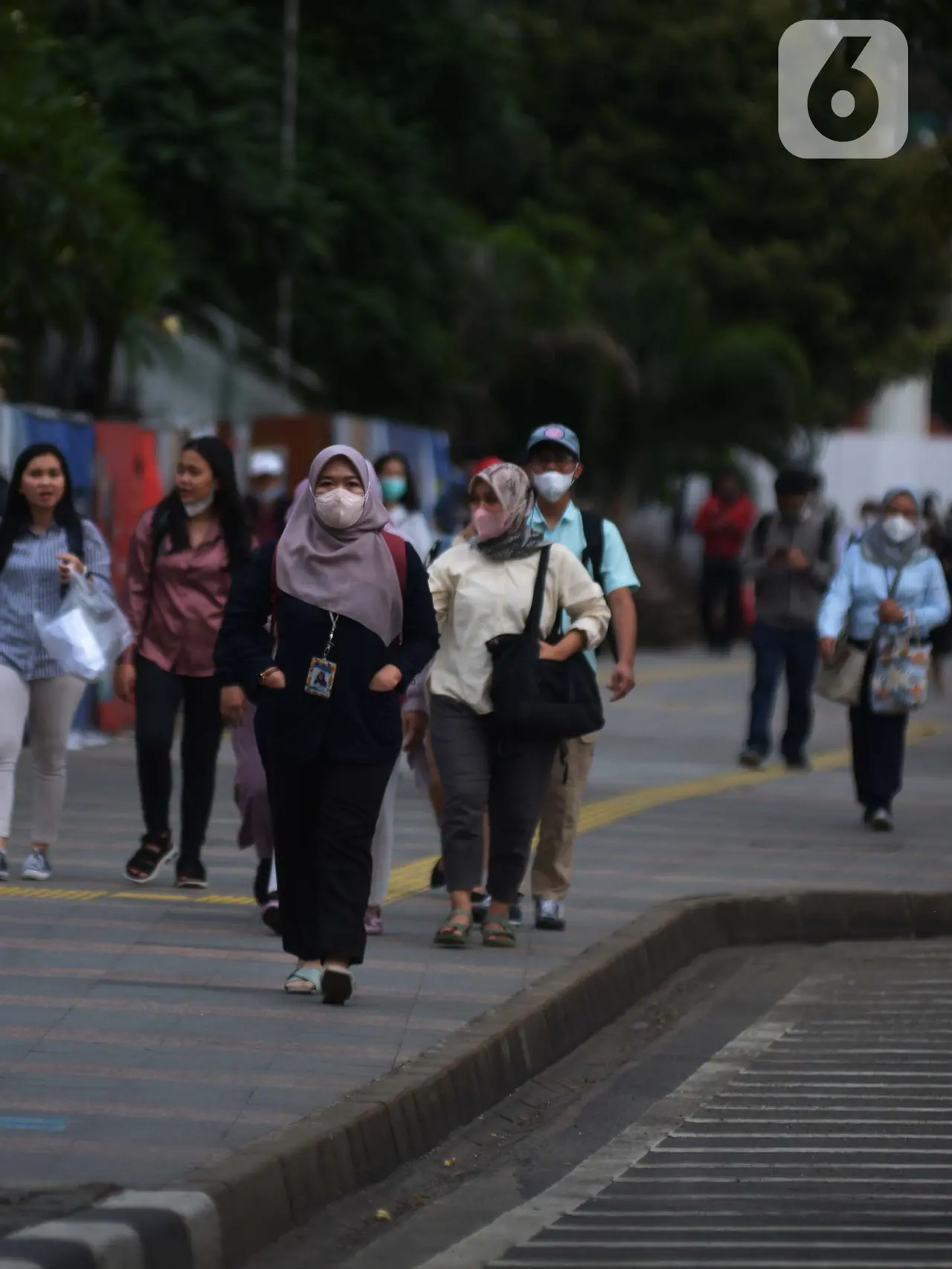 Prabowo Putuskan Upah Minimum Naik 6,5%, Simak Besaran UMP Jakarta 2025 ...