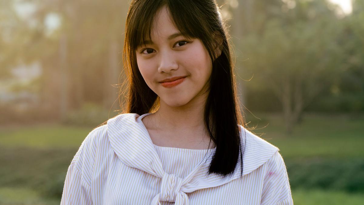 9 Inspirasi Model Rambut Sebahu ala Korea yang Cantik dan Stylish