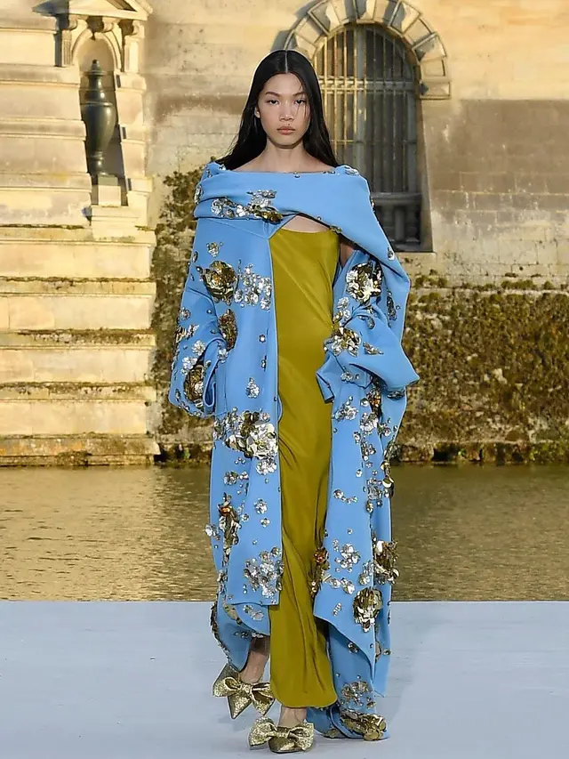 Setelah Dior, Model Indonesia Jacey Philana Tampil di Show Valentino ...
