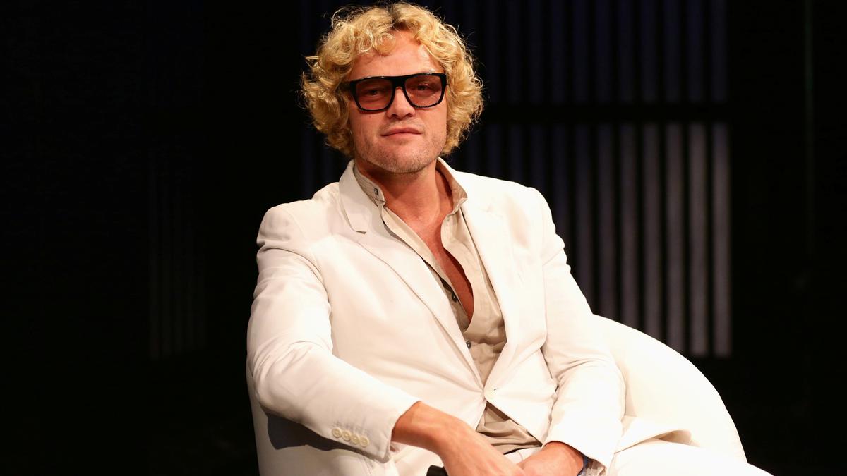 Desainer Peter Dundas jadi Creative Director Roberto Cavalli ...