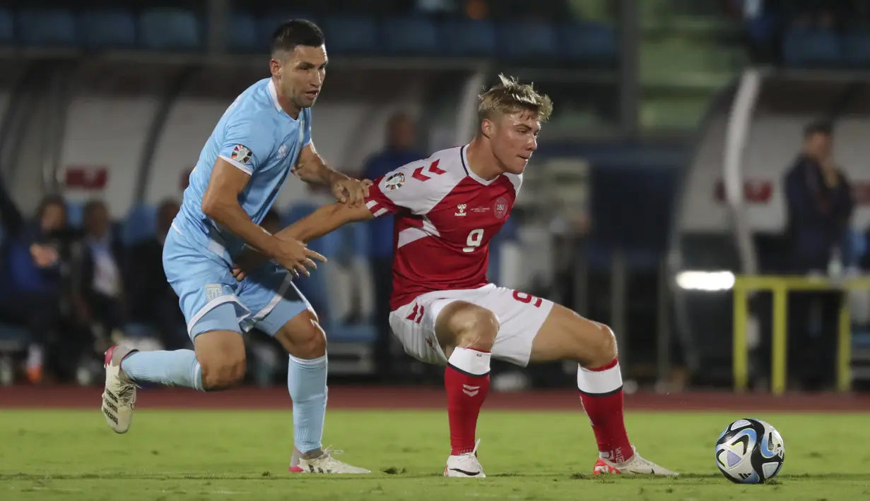 Denmark Kerja Keras Menang Tipis Atas San Marino - Foto Liputan6.com