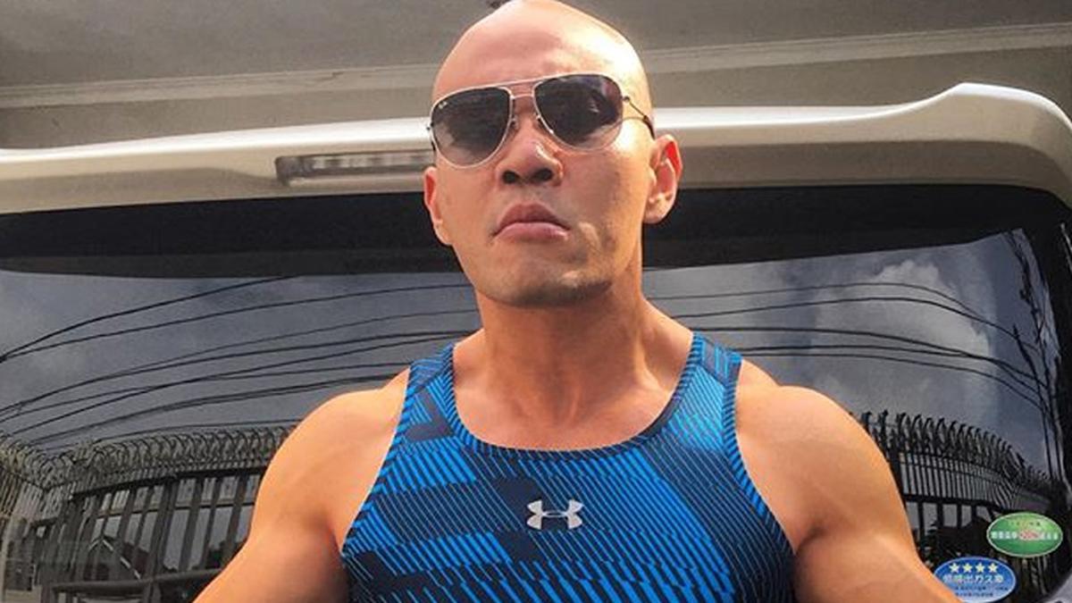 Unggah Potret Muda, Deddy Corbuzier Ogah Ulang Potongan Rambutnya ...
