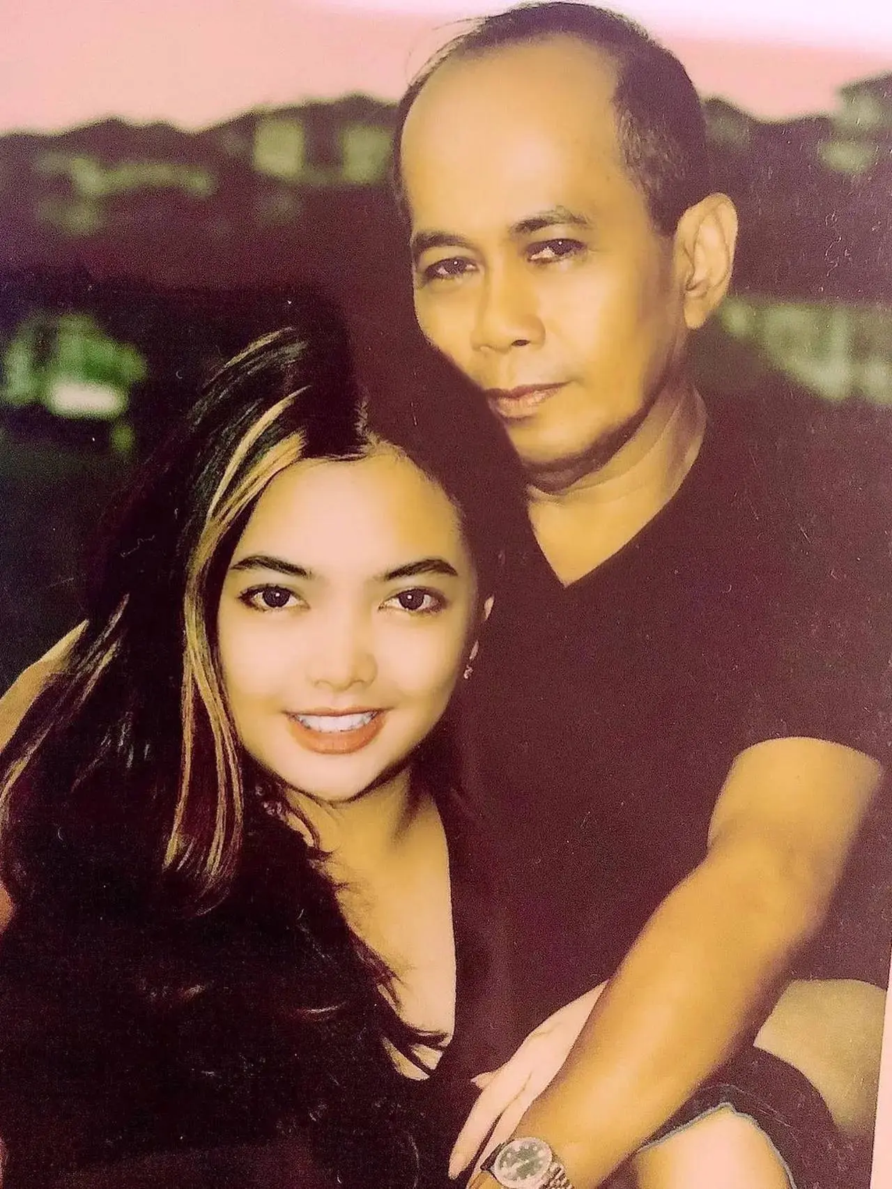 24 Tahun Menikah, Ini 8 Potret Lawas Inggrid Kansil dengan Suami yang ...