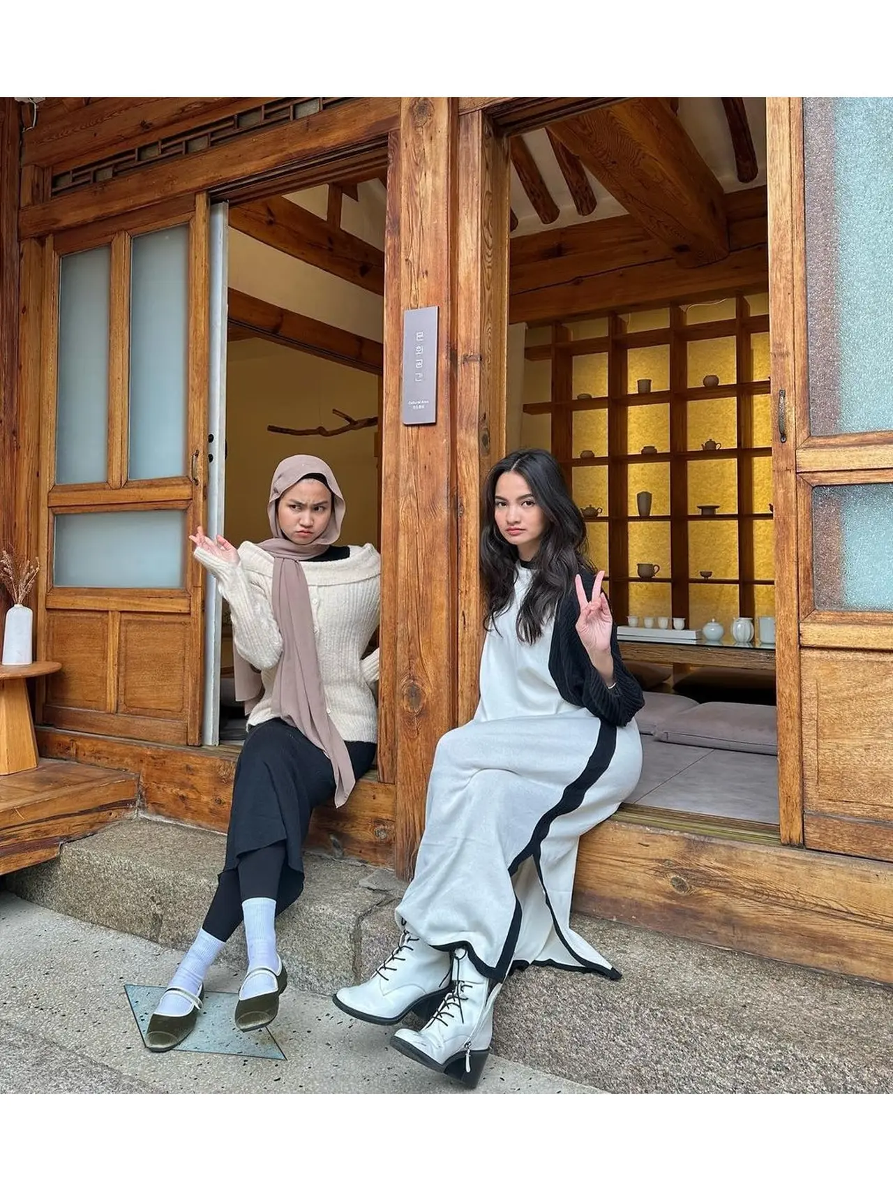 6 Potret Xaviera Clash of Champions Bareng Sabrina Anggraini, Adik ...