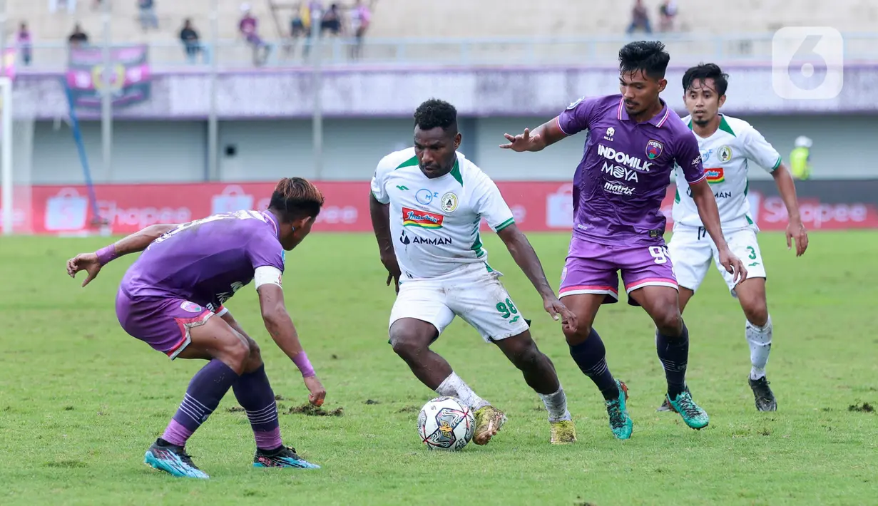 Kalahkan PSS Sleman, Persita Tangerang Naik ke Urutan 9 Klasemen Liga 1 - Page 1 - Foto Liputan6.com