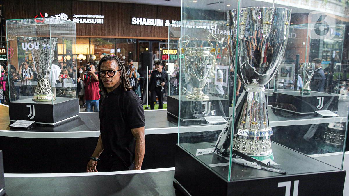 Legenda Sepak Bola Edgar Davids Ramaikan Pembukaan Juventus Village ...