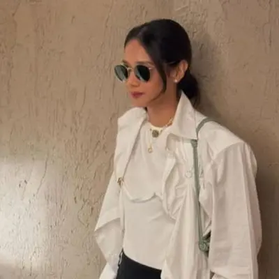 9 Potret Gista Putri yang Selalu Cantik dalam Beragam Outfit ...