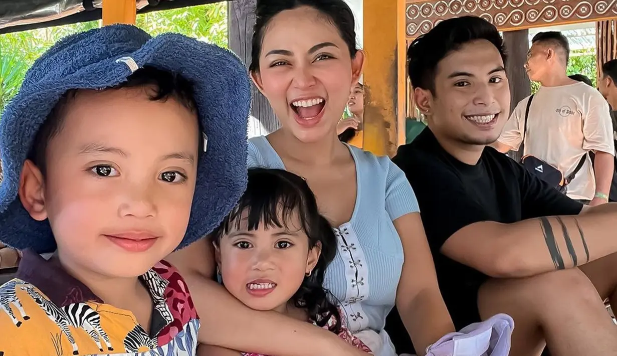 Potret Rachel Vennya dan Okin Ajak Anak-Anak Liburan di Bali, Tetap ...
