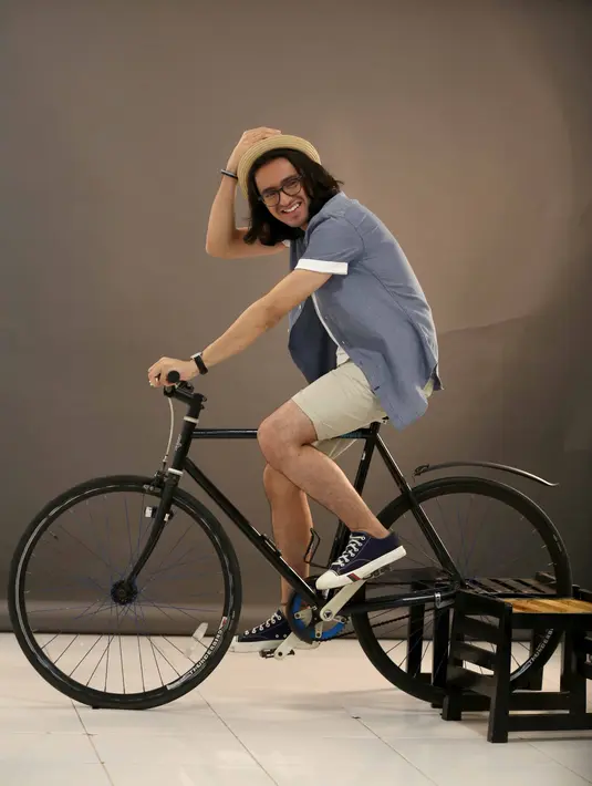 Omar Daniel Belajar Mendalami Karakter dari Sekelilingnya - Photo ...