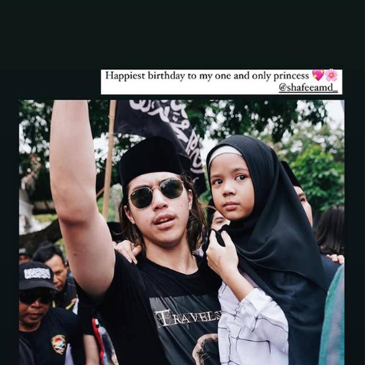 6 Potret Lawas Safeea Ahmad Bareng Al, El, dan Dul, Kini Usianya Genap ...