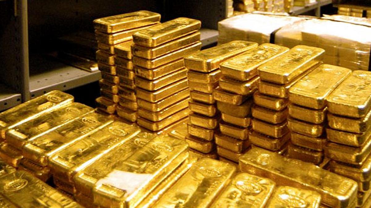 Harga Emas Lengser dari Posisi Tertinggi dalam 5 Pekan, Kenapa ...