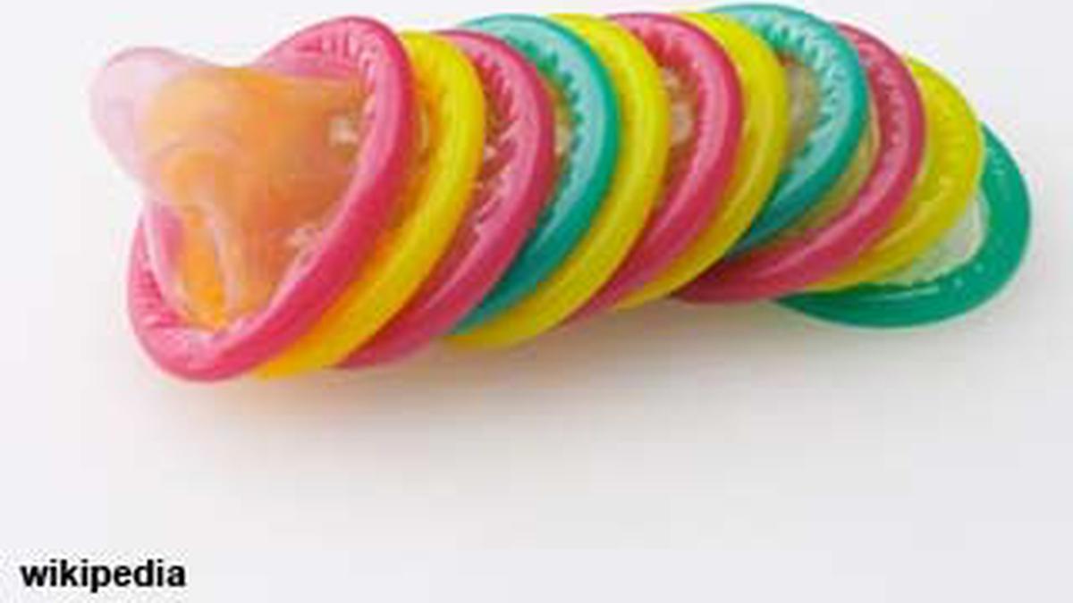 Ada Kondom Palsu yang Diberi Cairan Pembersih Tangan - Health Liputan6.com