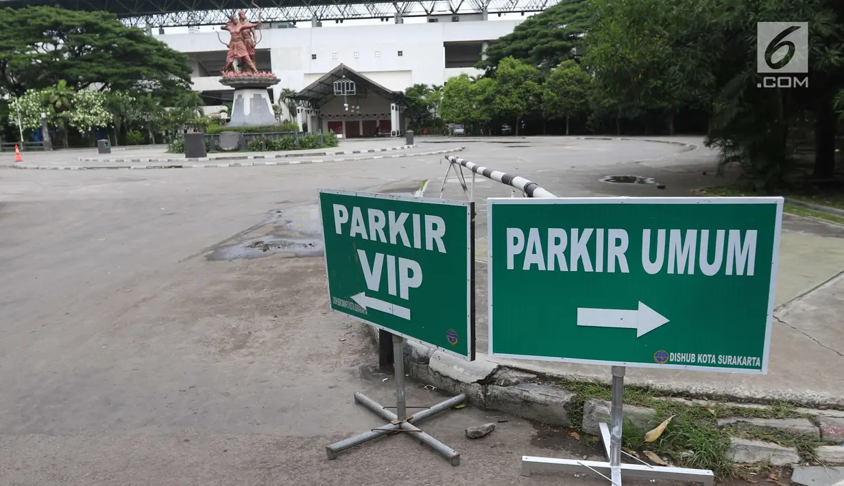 PHOTO: Saat Pernikahan Kahiyang, Stadion Manahan Jadi Tempat Parkir ...