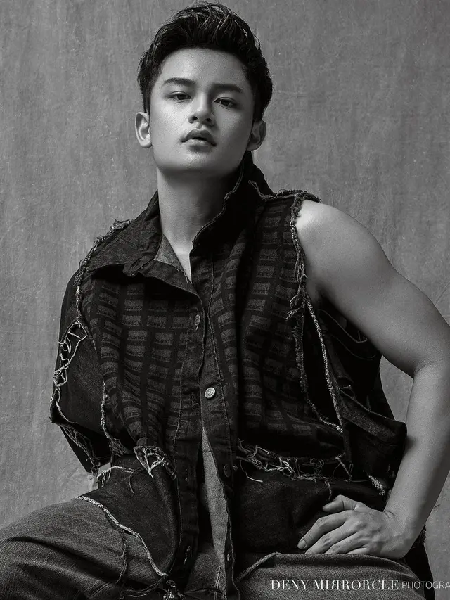 5 Potret Terbaru Randy Martin dengan Tubuh Makin Kekar, Curi Perhatian ...