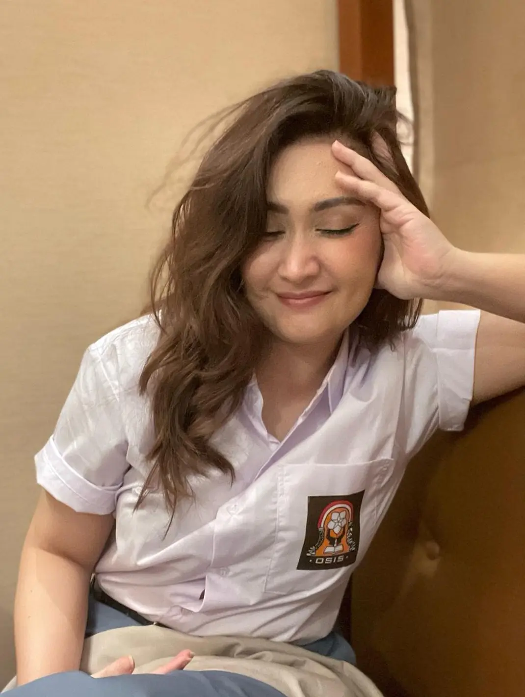 FOTO: Pesona Nafa Urbach Tetap Cantik di Usia 42 Tahun - Foto Liputan6.com