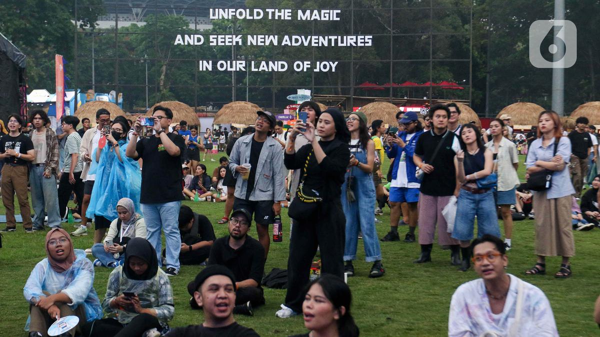 Kemeriahan Hari Pertama Joyland Festival Jakarta 2023 - Foto Liputan6.com