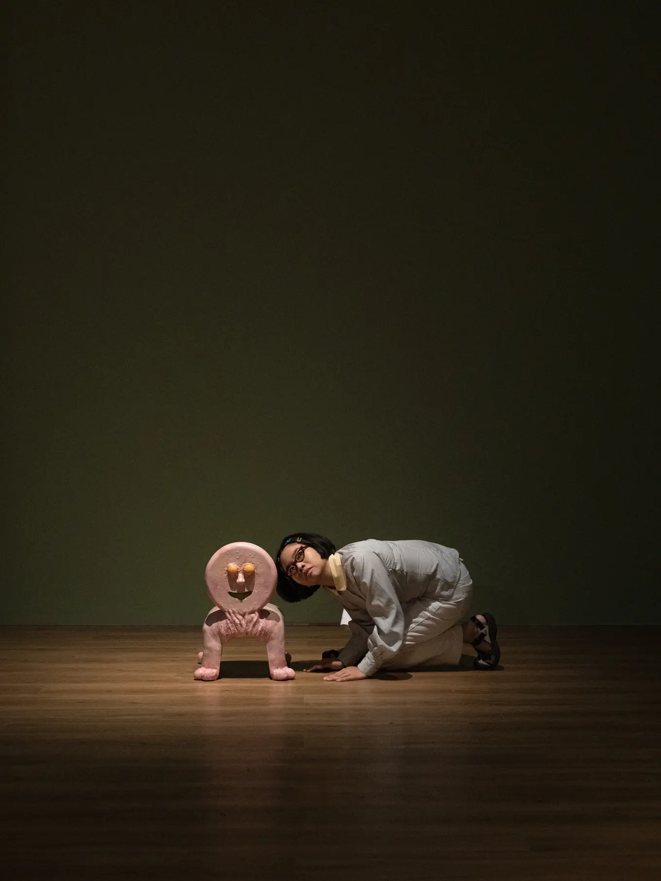 Primate Visions: Macaque Macabre di Museum MACAN, Menelusuri Simbiosis ...