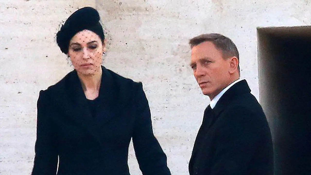 Ada Adegan Pemakaman di Film James Bond Spectre - ShowBiz Liputan6.com