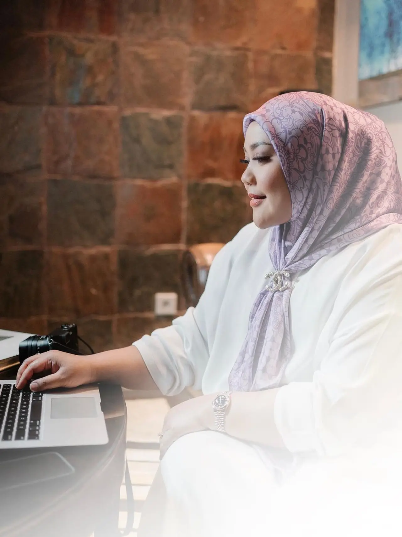 Terinspirasi Legenda Ketulusan Putri Mandalika, Desainer Andya Kartika ...