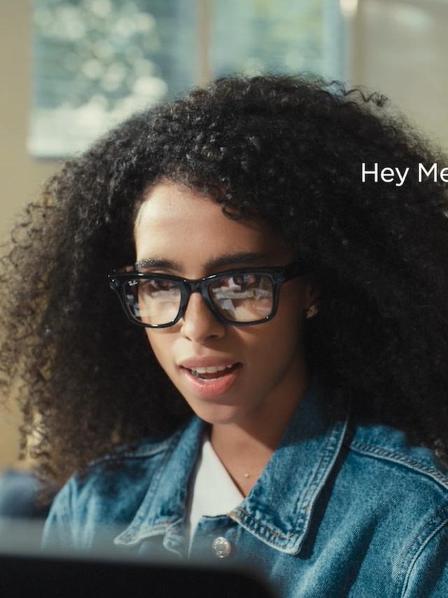 Mark Zuckerberg Kenalkan Kacamata Pintar Ray-Ban, Harga Rp 13,2 Juta