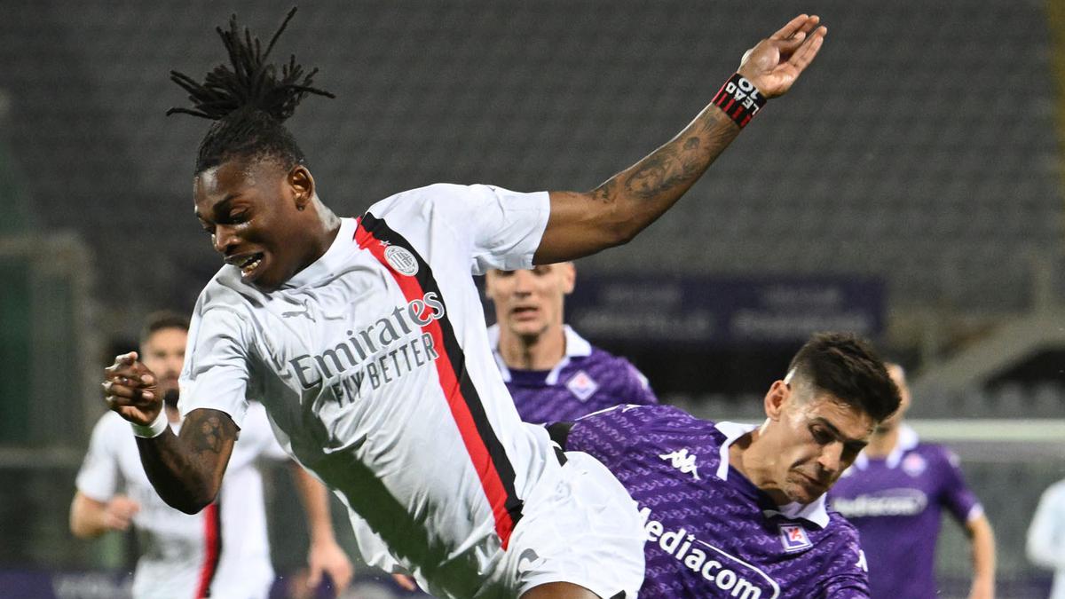 Live Streaming Big Match Serie A: AC Milan vs Fiorentina di Vidio - Dunia Bola.com