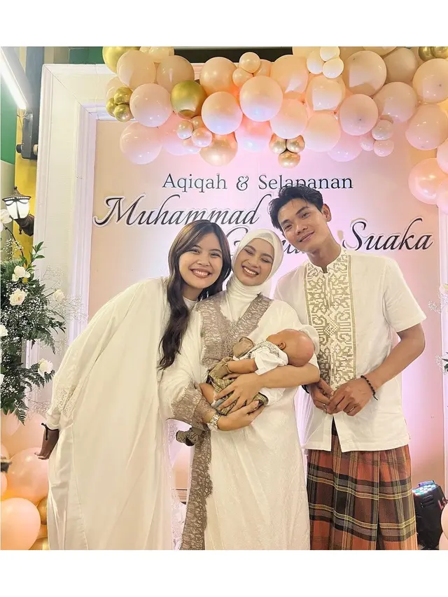 6 Momen Akikah Anak Tri Suaka dan Nabila Maharani, Bahagia Bareng ...