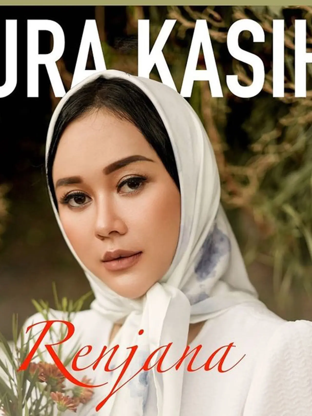 Aura Kasih Tampil Cantik Mirip Noni Belanda - ShowBiz Liputan6.com