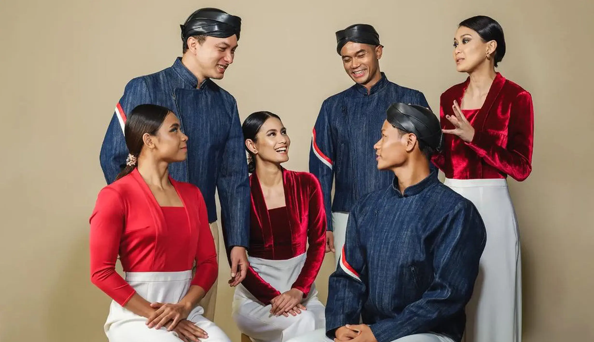 Foto: Terinspirasi Sosok Raden Saleh, Ini Dia Seragam Kontingen ...