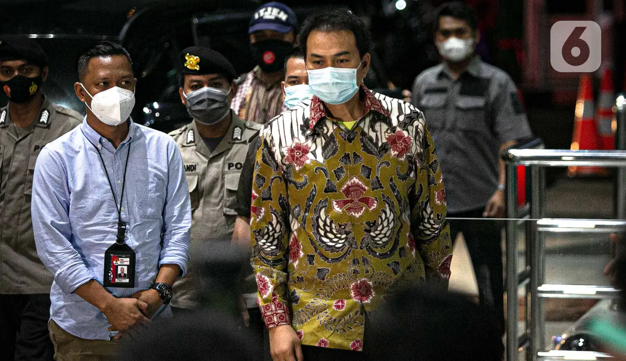 FOTO: KPK Jemput Paksa Wakil Ketua DPR Azis Syamsuddin - Foto Liputan6.com