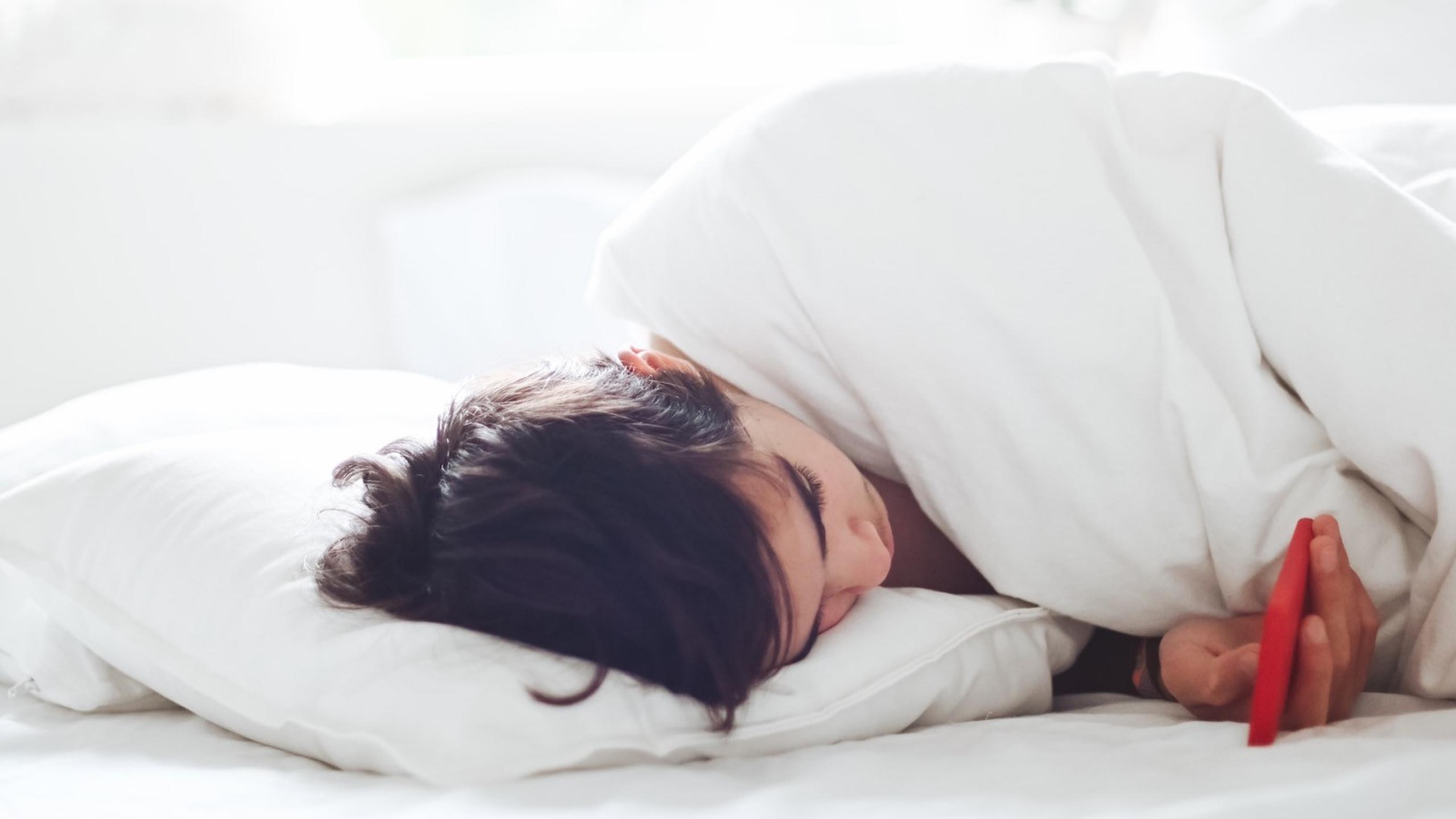 Mengenal Jasa Sleep Call yang Siap Menemanimu Hingga Tertidur, Tertarik ...