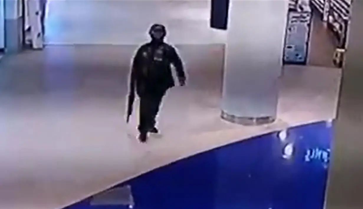 FOTO: Terekam CCTV, Ini Tentara Thailand Pelaku Penembakan Brutal di ...