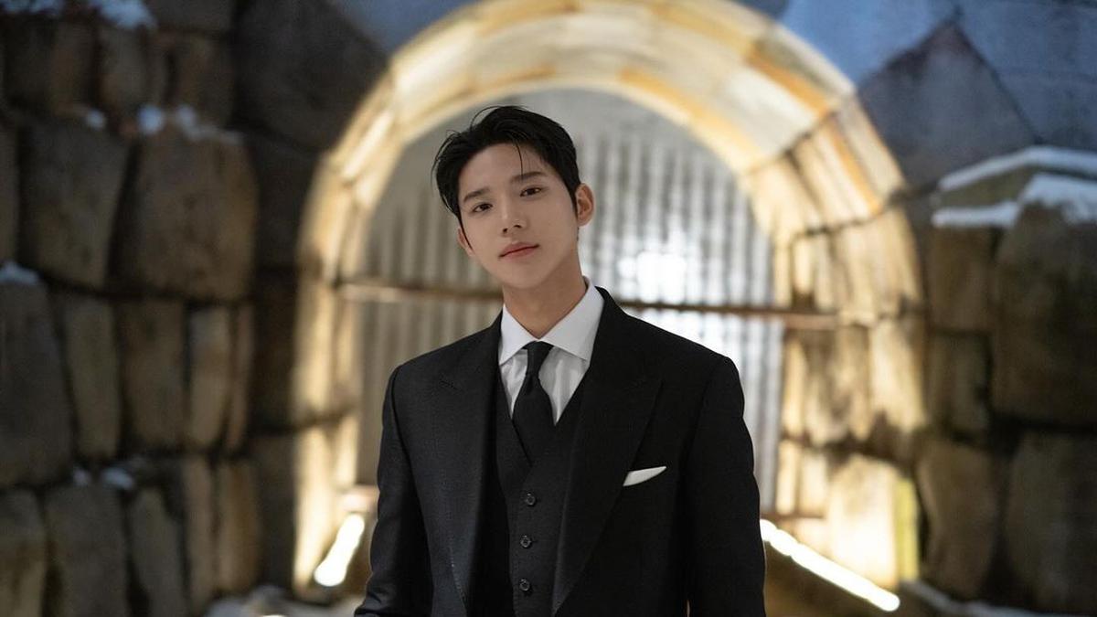 Rahasia Di Balik Pesona Moon Sang Min Di Cinderella At 2am Adopsi Gaya Dua Aktor Beken