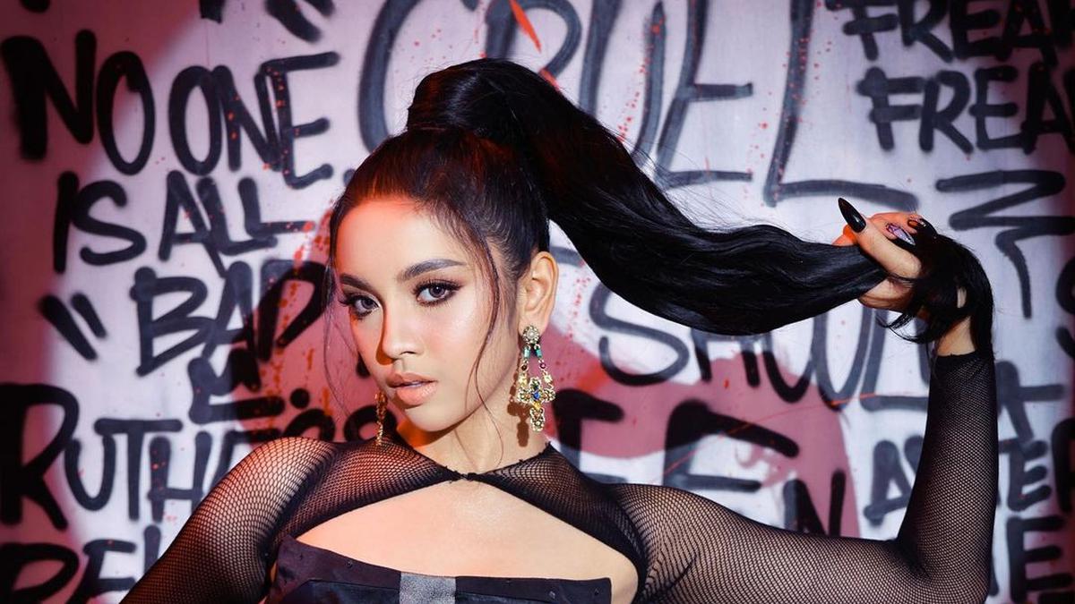 Profesional Banget, Lydora Ginting Tetap Nyanyi Meski Sedang Sakit