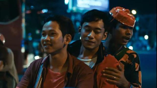 Film Kamboja 'White Building' Hadir di KlikFilm, Sutradara Kavich Neang ...