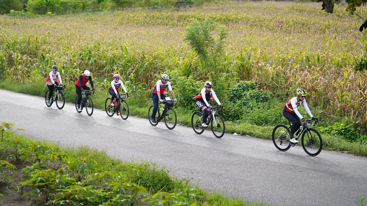 Lake Toba Bike Adventure 2024 Dorong Pariwisata dan Ekonomi Lokal ...