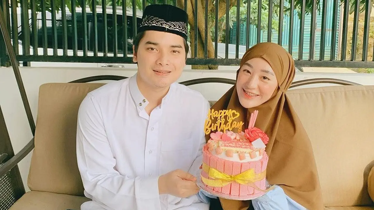 6 Artis Ini Putuskan Menikah Muda dan Berakhir Cerai, Terbaru Natasha Rizki - Hot Liputan6.com